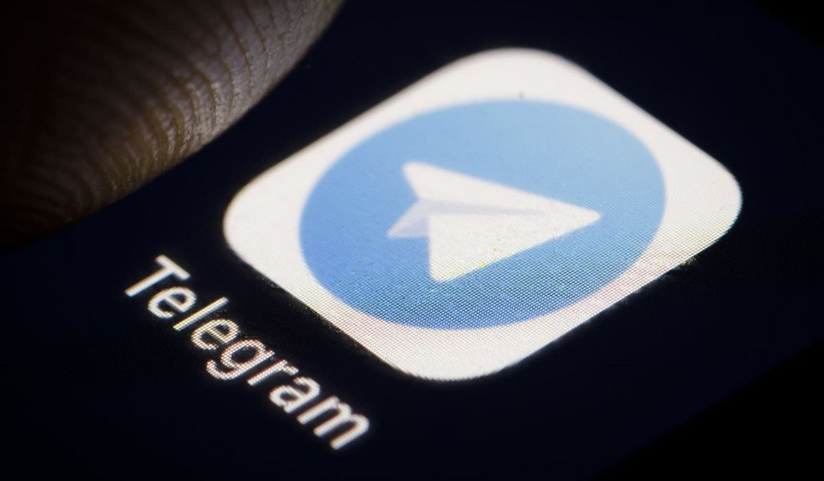 Ukraine Bans Use Of Telegram For State, Military Officials Amid ...
