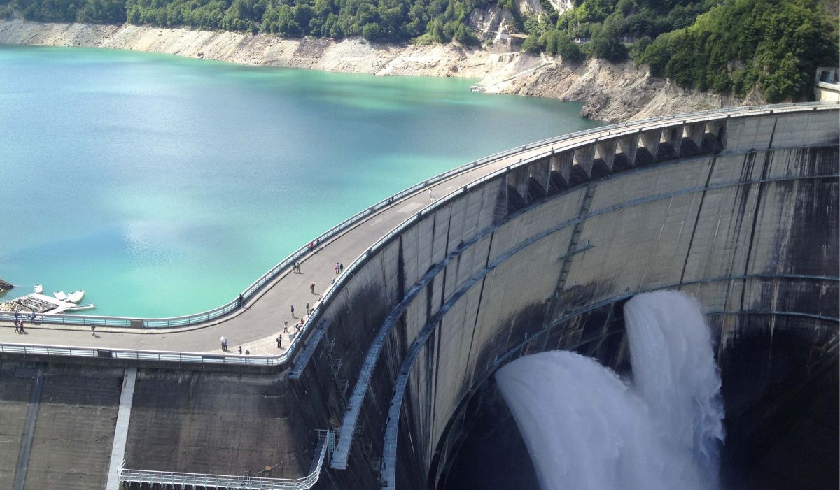 Nigerian Authorities Warn Of Severe Flooding In 11 States Following ...